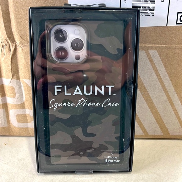 Flaunt | Cell Phones & Accessories | Square Camo Iphone 3 Pro Max Phone ...